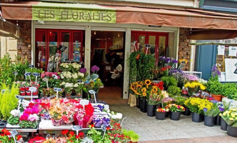 DISCOVER RUE CLER – A CELEBRATED MARKET STREET IN PARIS – Paris Plus Plus