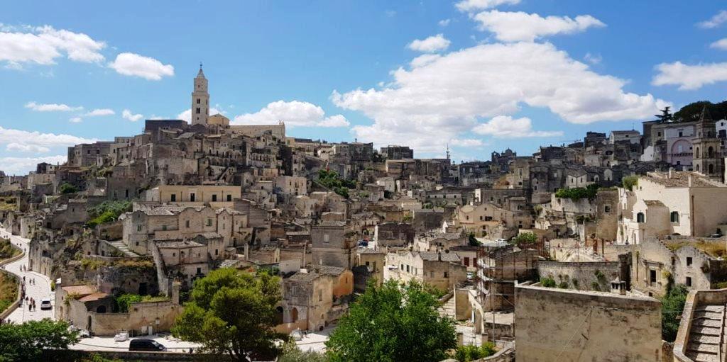 MATERA – SOUTHERN ITALY’S MOST EXTRAORDINARY SITE – Paris Plus Plus