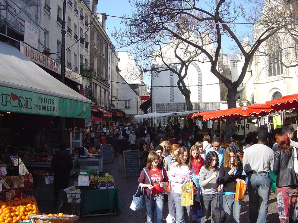 RUE MOUFFETARD – A PARIS STREET PAVED WITH HISTORY – Paris Plus Plus