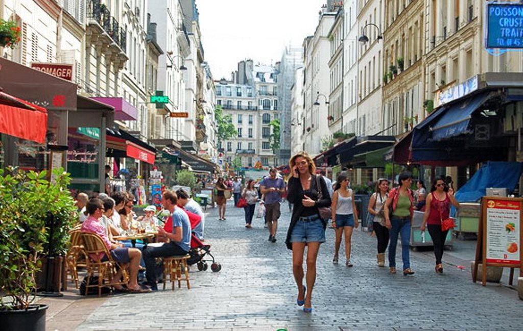 DISCOVER RUE CLER – A CELEBRATED MARKET STREET IN PARIS – Paris Plus Plus
