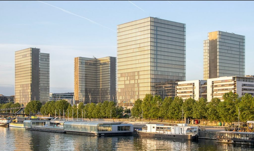THE MAGNIFICENT BIBLIOTHÈQUE NATIONALE DE FRANCE HAS FINALLY RE-OPENED ...