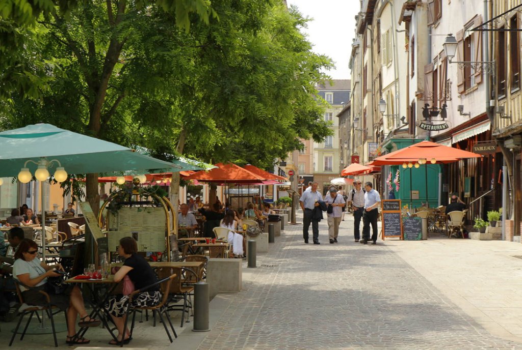 DISCOVER THE FASCINATING MEDIEVAL CITY OF TROYES – Paris Plus Plus