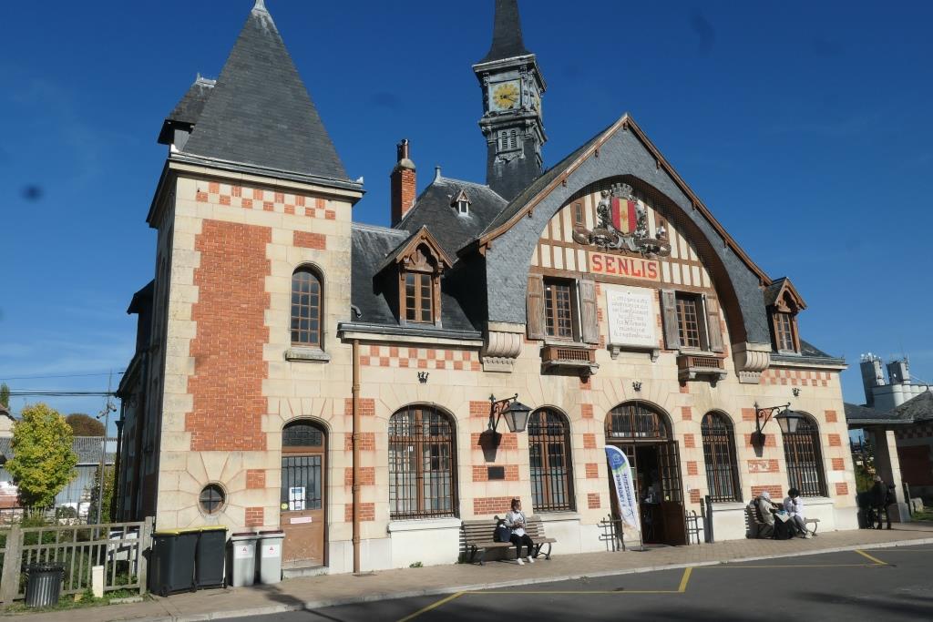 SENLIS – 2,000 YEARS OF HISTORY JUST A DAY TRIP FROM PARIS – Paris Plus ...