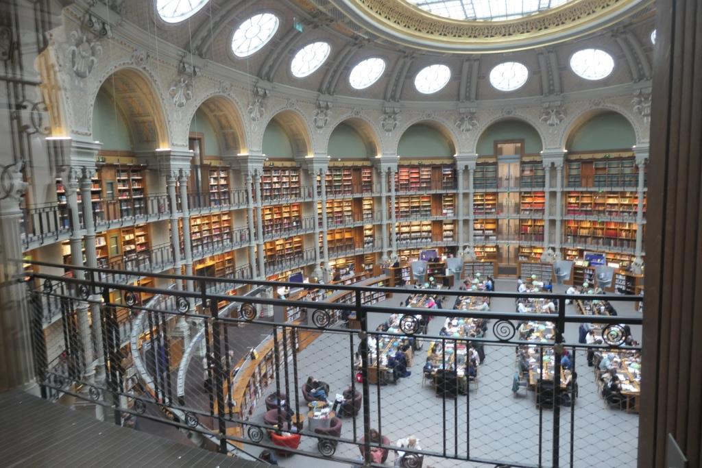 THE MAGNIFICENT BIBLIOTHÈQUE NATIONALE DE FRANCE HAS FINALLY RE-OPENED ...